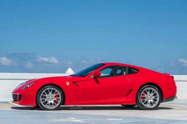 Sell My Ferrari - Cash Ferrari Buyers - Driverra